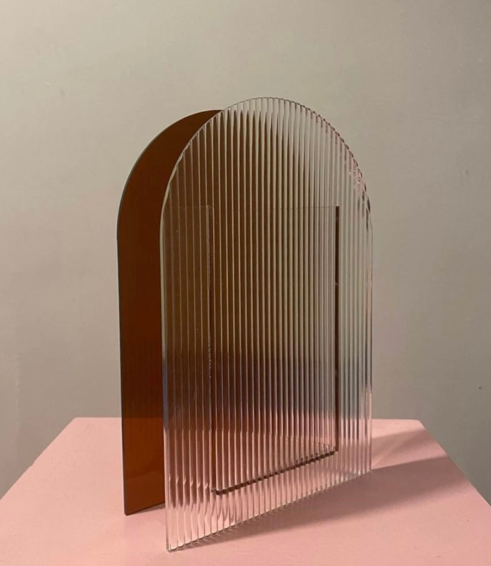 Fazeek Two-toned Acrylic Vase – Renascence Studio